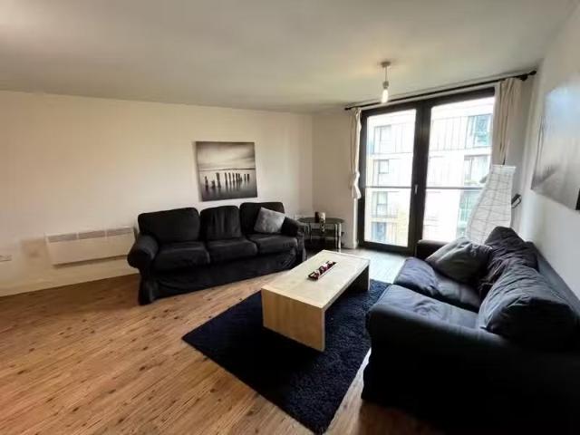 2 bedroom apartment for rent in Southside, B5