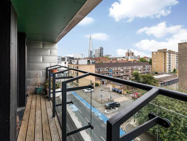 2 bedroom apartment for rent in Southwark Bridge Road, SE1