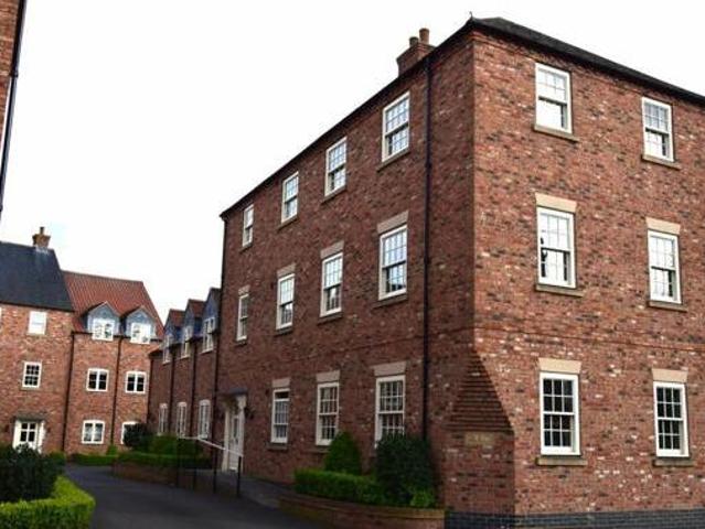2 Bedroom Apartment For Rent In Southwell, Nottinghamshire