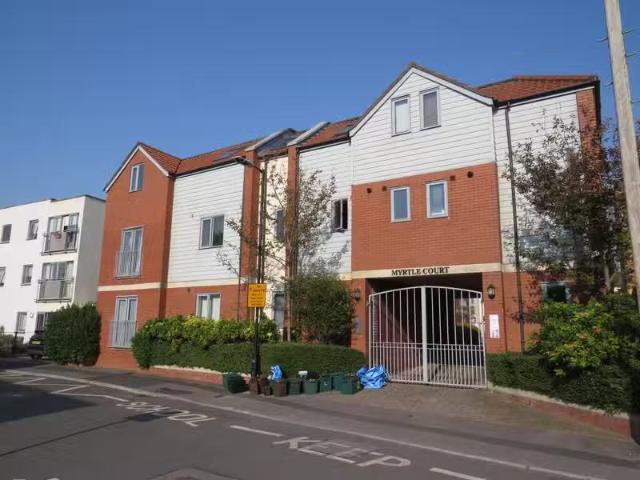 2 bedroom apartment for rent in Southville, Myrtle Court, BS3.