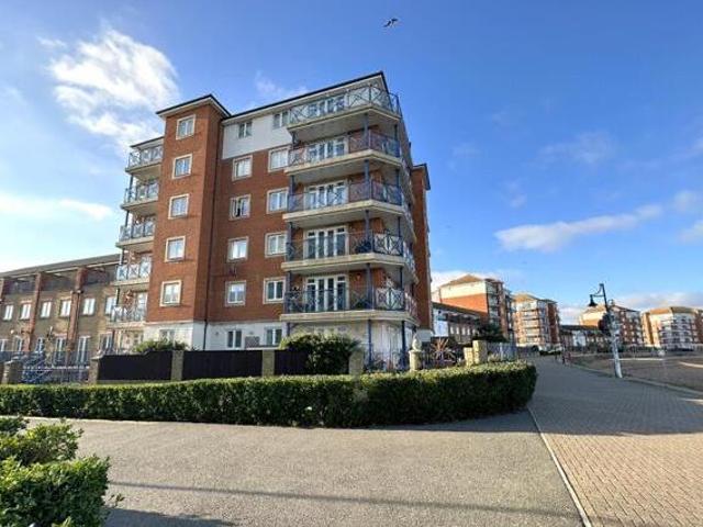 2 Bedroom Apartment For Rent In Sovereign Harbour South, Eastbourne