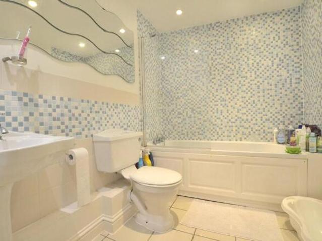 2 bedroom apartment for rent in Spa Road, Gloucester, Gloucestershire, GL1