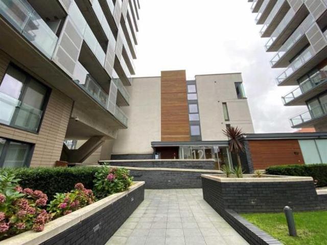 2 bedroom apartment for rent in Spectrum, Block 12, Blackfriars Road, M3