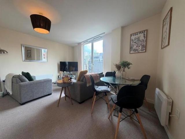 2 bedroom apartment for rent in Spectrum, Block 12, Blackfriars Road, M3
