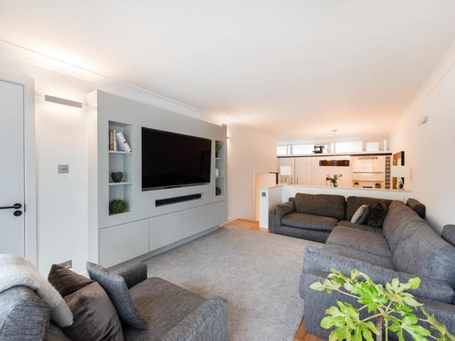 2 bedroom apartment for rent in Spedan Close, London, NW3