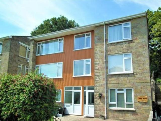 2 bedroom apartment for rent in Spring Gardens Ventnor PO38