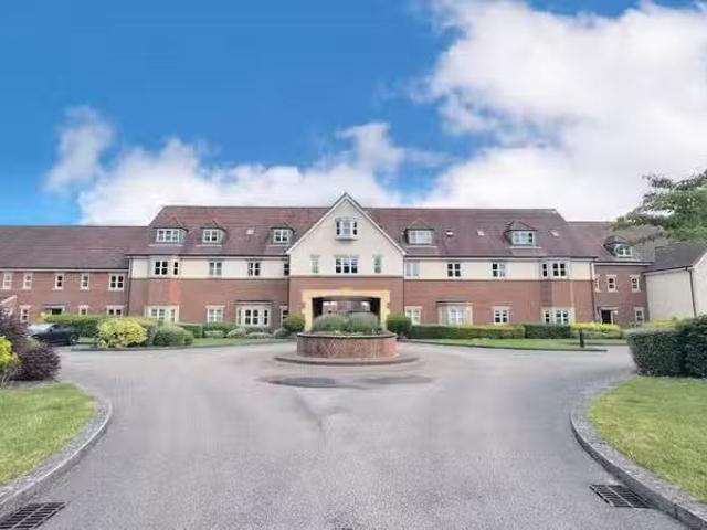 2 bedroom apartment for rent in Tudor Court, Draycott, Derby.