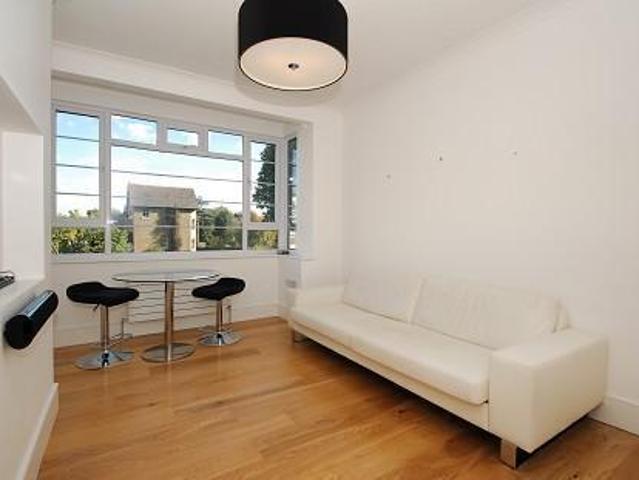 2 bedroom apartment for rent in Twickenham, Middlesex, TW1