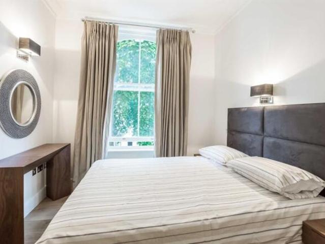 2 bedroom apartment for rent in Talbot Square, W2