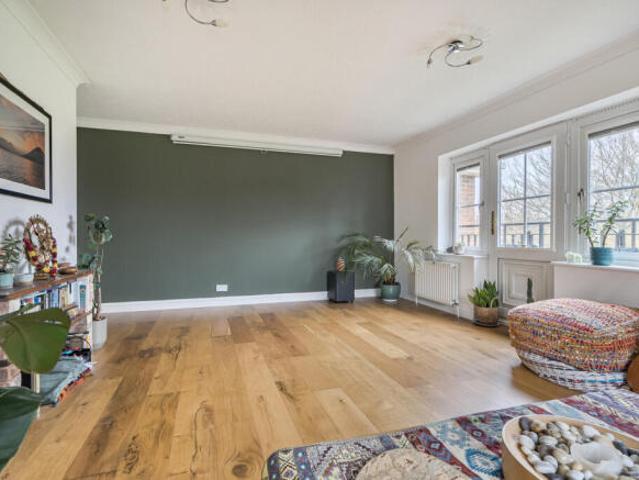 2 bedroom apartment for rent in Tamesis Place, Patrick Road, Caversham, Reading, RG4