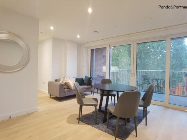 2 bedroom apartment for rent in Tarling House, London, SE17