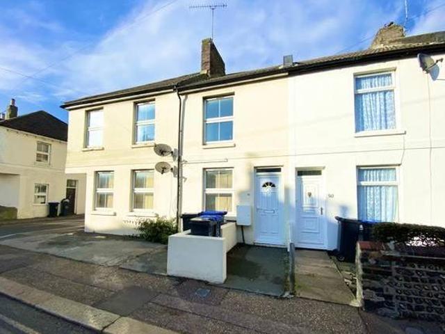 2 bedroom apartment for rent in Tarring Road BN11