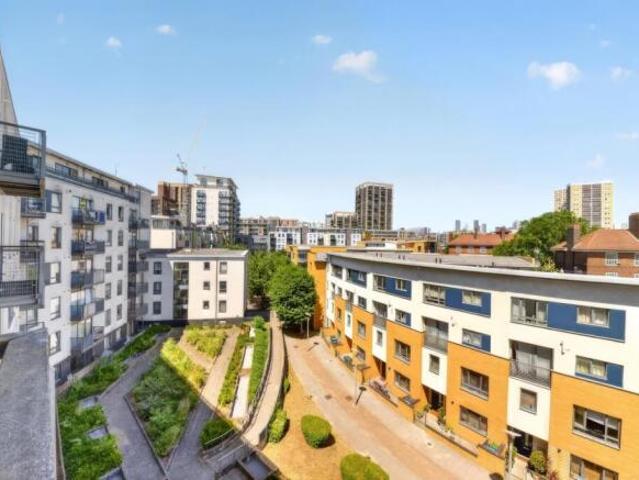 2 bedroom apartment for rent in Tarves Way Greenwich SE10