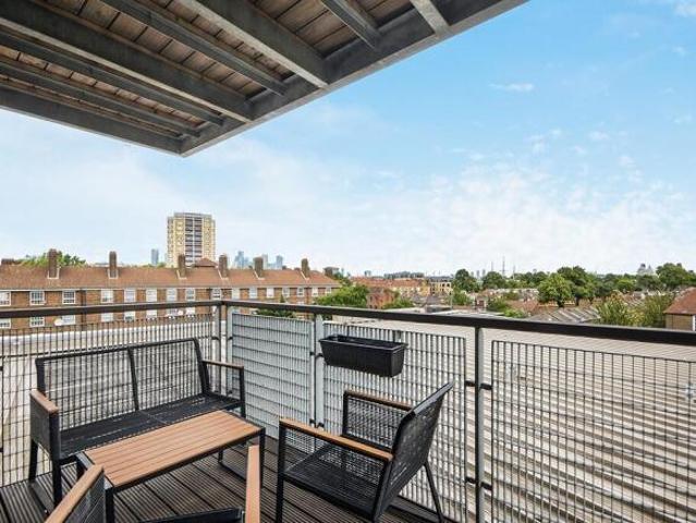 2 bedroom apartment for rent in Tarves Way Greenwich SE10