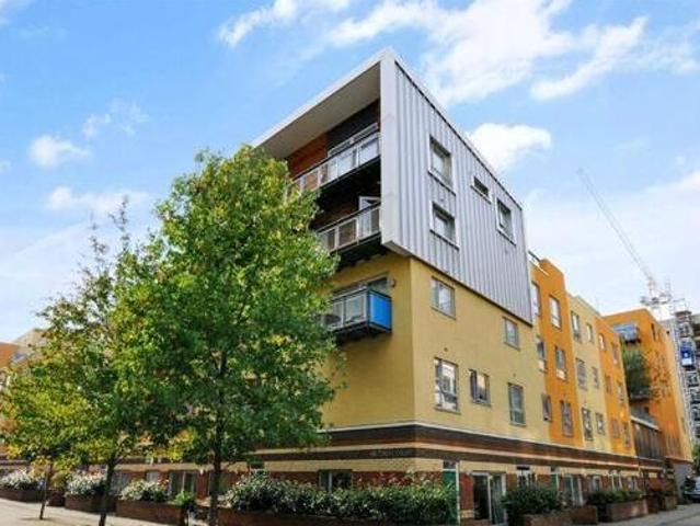 2 Bedroom Apartment For Rent In Teal Street, Greenwich