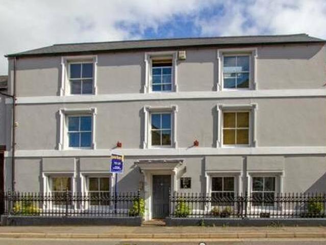 2 bedroom apartment for rent in Thames Street Windrush Court Eynsham Oxfordshire OX29