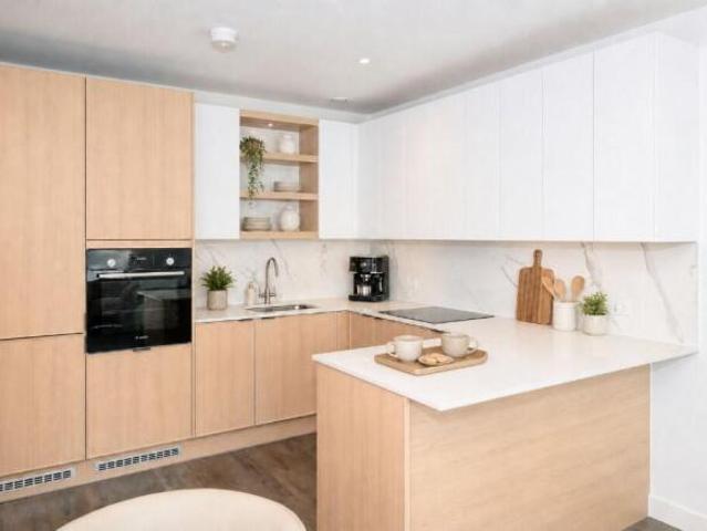 2 bedroom apartment for rent in The Watermint at Silkstream, Hendon, London, NW9