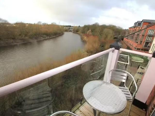 2 bedroom apartment for rent in The Wharf, New Crane Street, C.