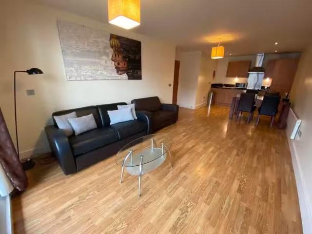 2 bedroom apartment for rent in The Arcadian, 70 Hurst Street.