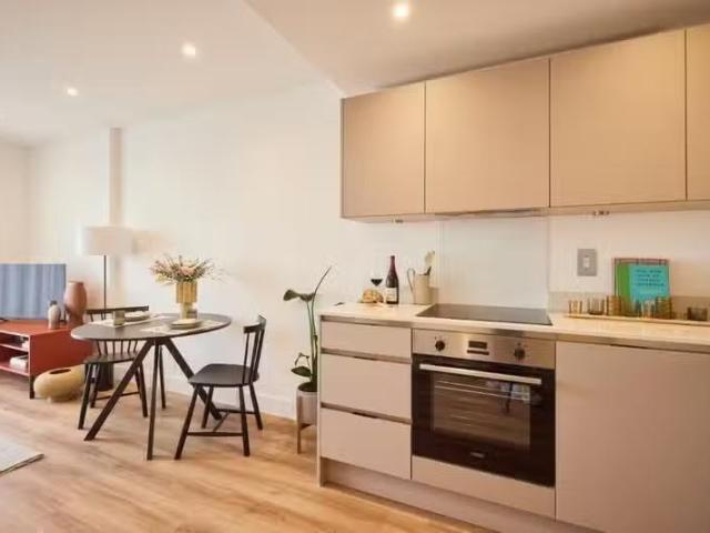 2 bedroom apartment for rent in The Blossoms, 126, 27 Cherry O.