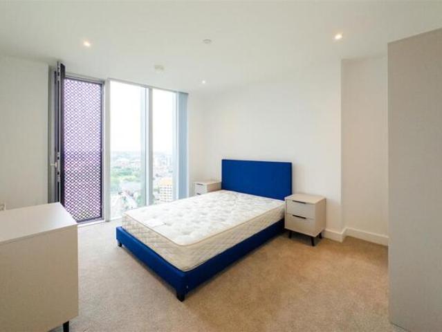2 bedroom apartment for rent in The Blade, M15