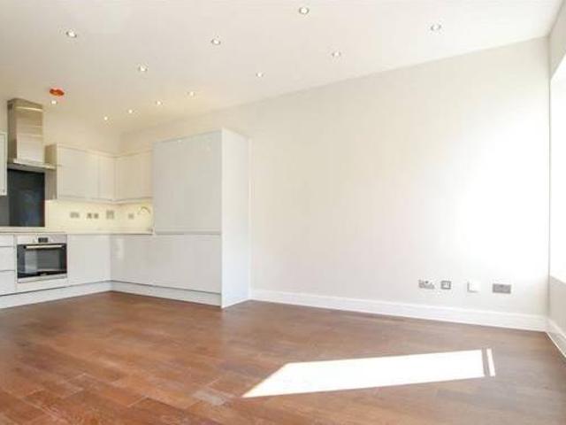 2 bedroom apartment for rent in The Braccans London Road Bracknell Berkshire RG12