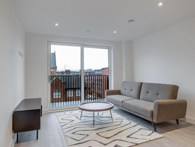 2 bedroom apartment for rent in The Burj, Green Street, Birmingham, B12