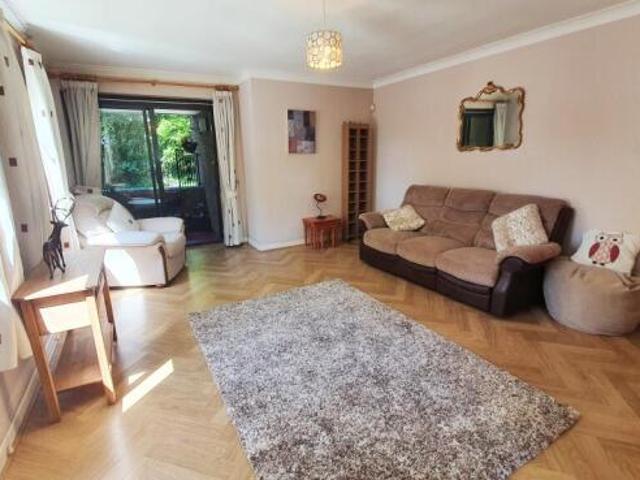 2 bedroom apartment for rent in The Crescent, Llandaff, CF5