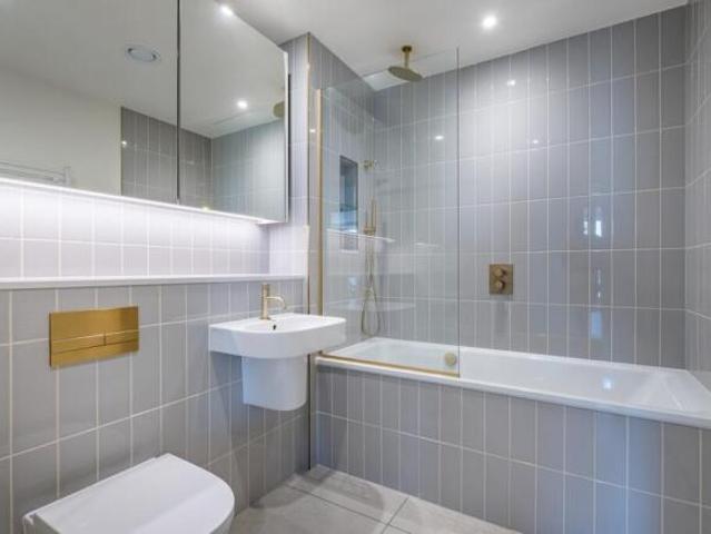 2 bedroom apartment for rent in The Eades, 11 Selborne Road London E17