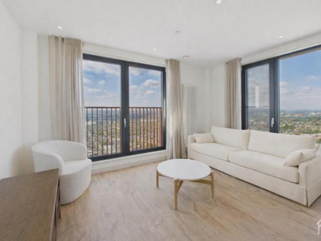 2 bedroom apartment for rent in The Eades, Selborne Road London E17
