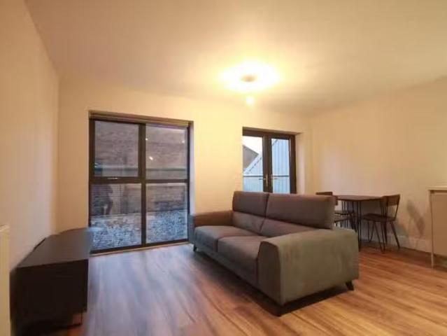 2 bedroom apartment for rent in The Folium, Caroline Street, o.