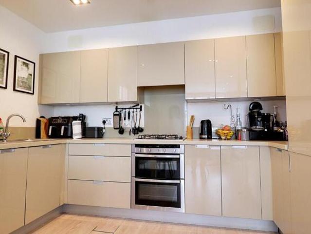 2 bedroom apartment for rent in The Galleries, Brentwood, CM14