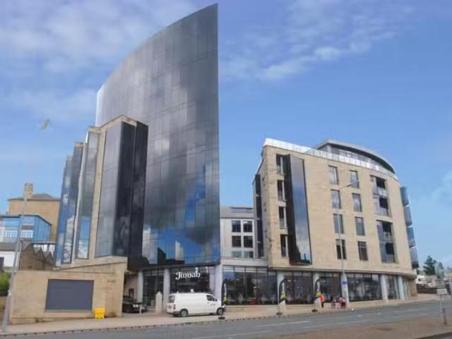 2 bedroom apartment for rent in The Gatehaus, Leeds Road, Brad.