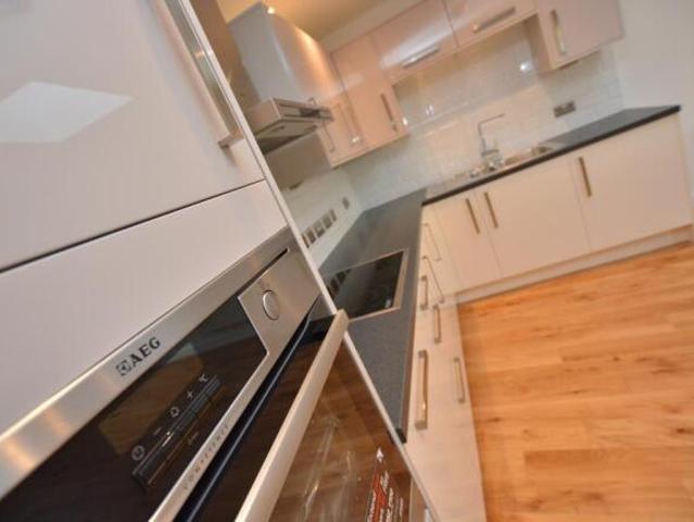 2 bedroom apartment for rent in The Grosvenor House, Moortown, Leeds, West Yorkshire, LS17