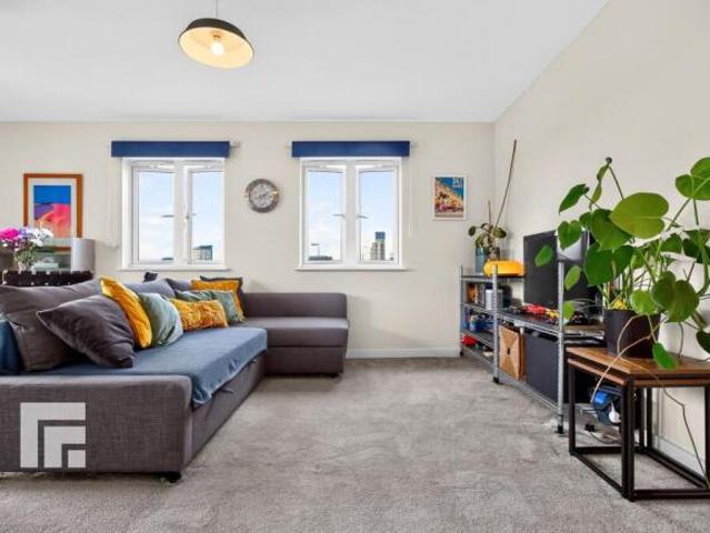 2 bedroom apartment for rent in The Granary, Magretian Place, Cardiff Bay, CF10