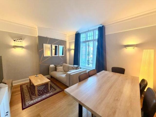 2 bedroom apartment for rent in The Green London W5