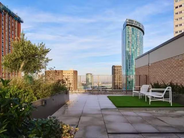 2 bedroom apartment for rent in The Holloway, Ellis Street Bir.