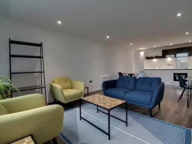 2 bedroom apartment for rent in The Kettleworks, Pope Street.