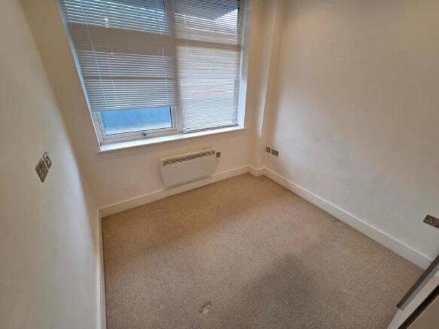 2 bedroom apartment for rent in The Landmark, LU1