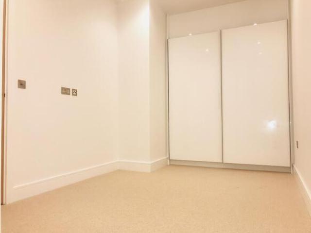 2 bedroom apartment for rent in The Landmark, Luton, Beds, LU1