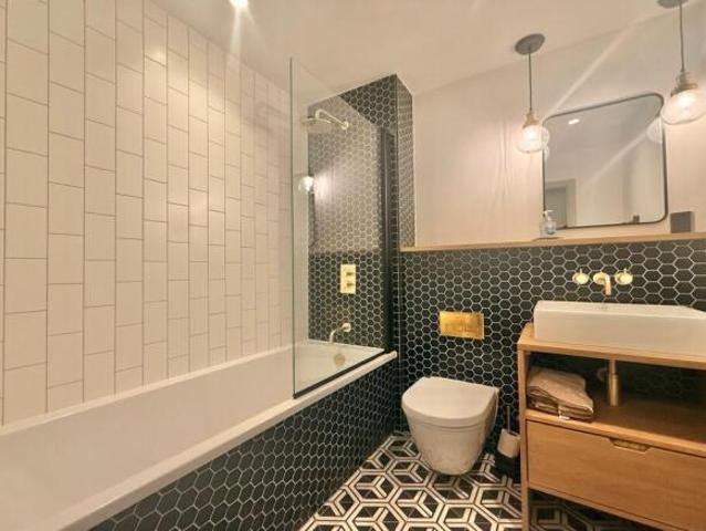2 bedroom apartment for rent in The Limes, Wilmslow Road, Manchester, M20