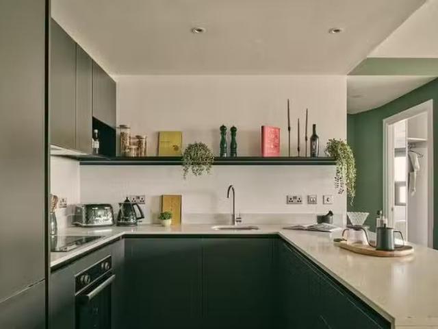 2 bedroom apartment for rent in The Octagon, Birmingham, B3 3D.