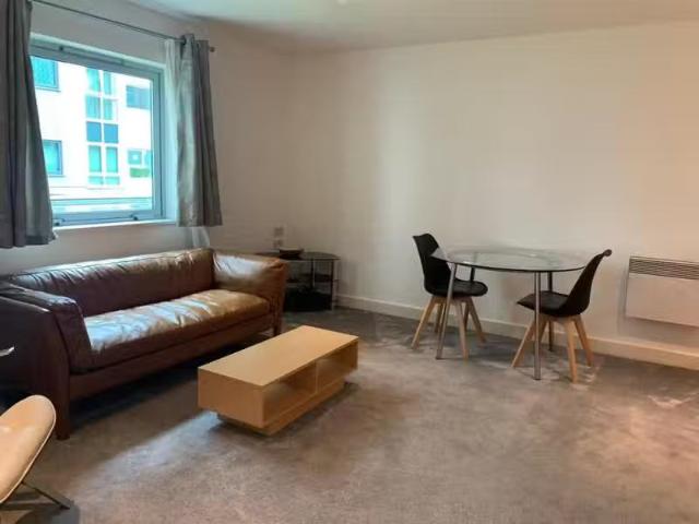 2 bedroom apartment for rent in The Orion Building, 90 Navigat.