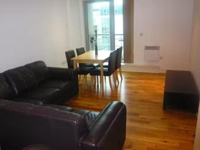 2 bedroom apartment for rent in The Orion Building, Retail Qua.