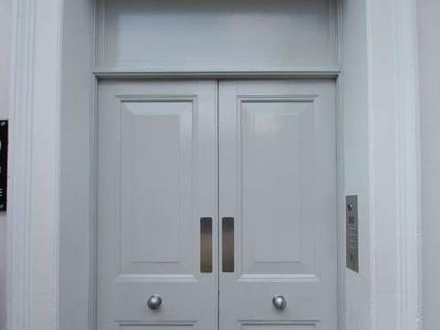 2 bedroom apartment for rent in The Parade Watford Hertfordshire WD17