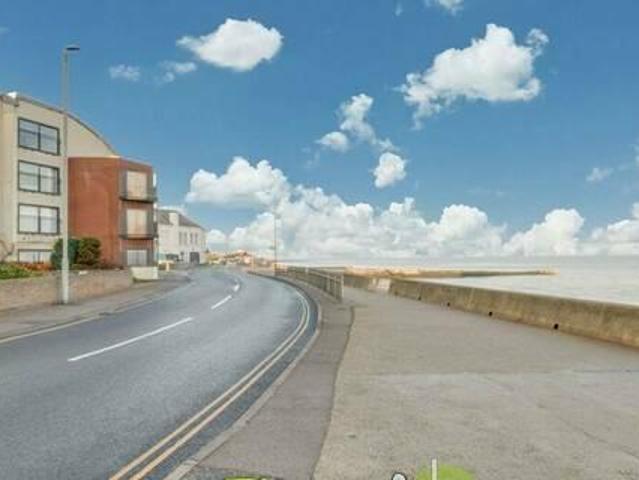 2 bedroom apartment for rent in The Parade Walton On The Naze CO14