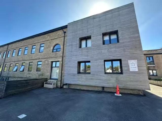 2 bedroom apartment for rent in The Power Mill, Holcombe Road.
