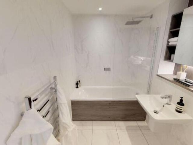 2 bedroom apartment for rent in The Residences Manchester, Deansgate, Greater Manchester, M15