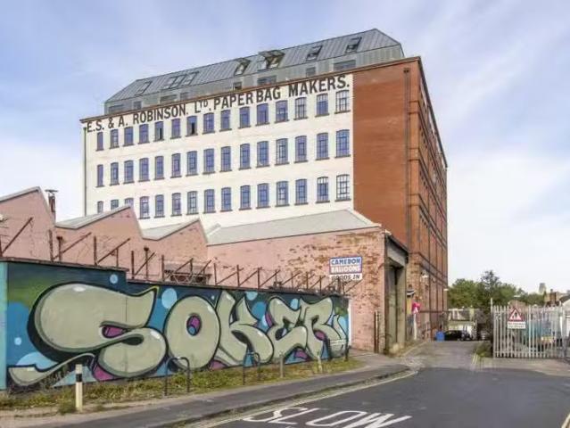 2 bedroom apartment for rent in The Robinson Building Bedmin.