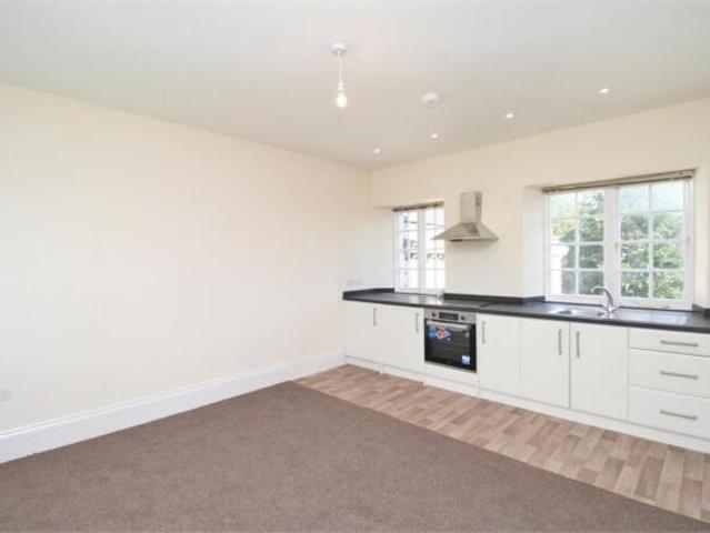 2 bedroom apartment for rent in The Square, Stonehouse, Plymouth, PL1